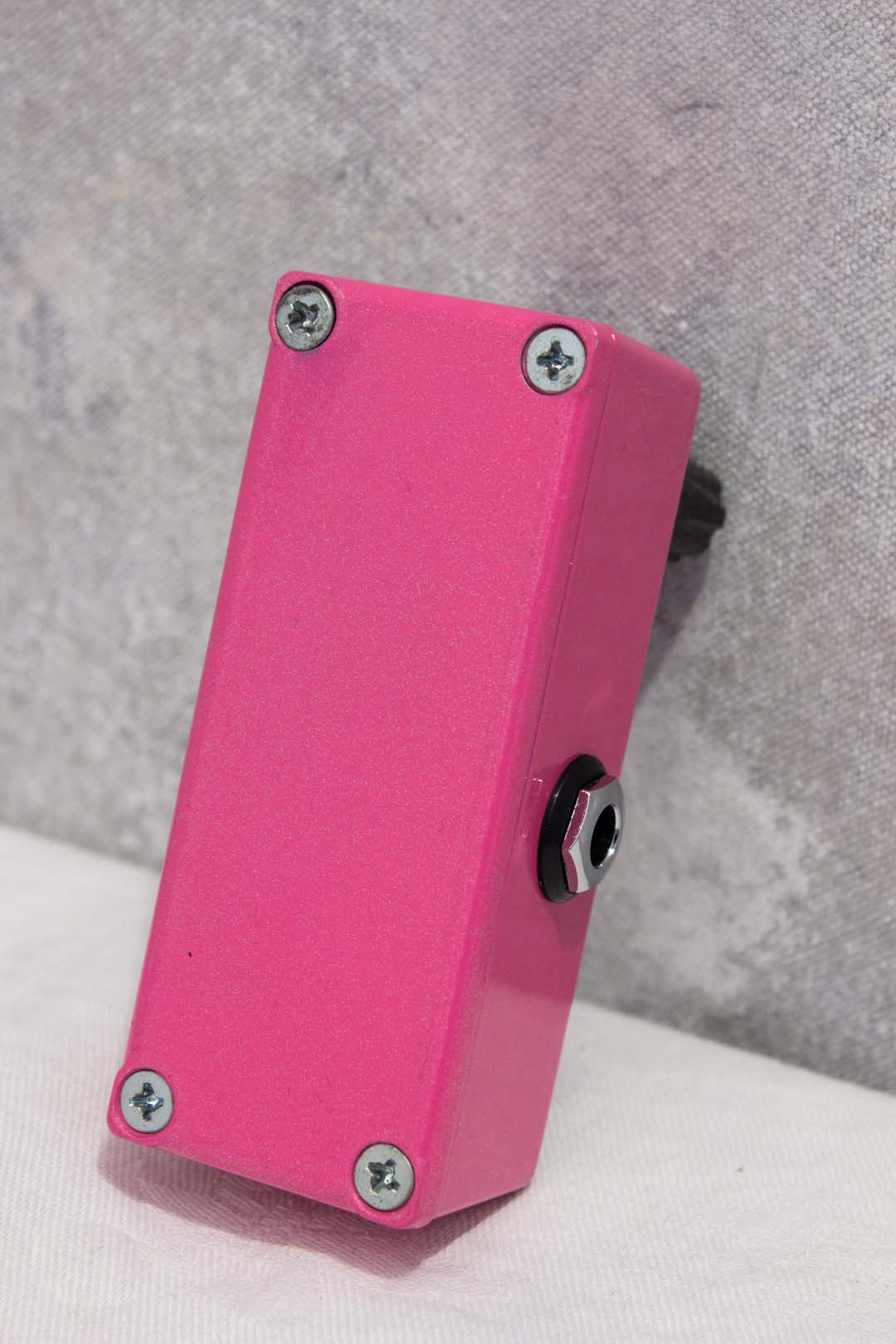 Malekko Omicron Spring Mini Reverb Pedal – Topshelf Instruments