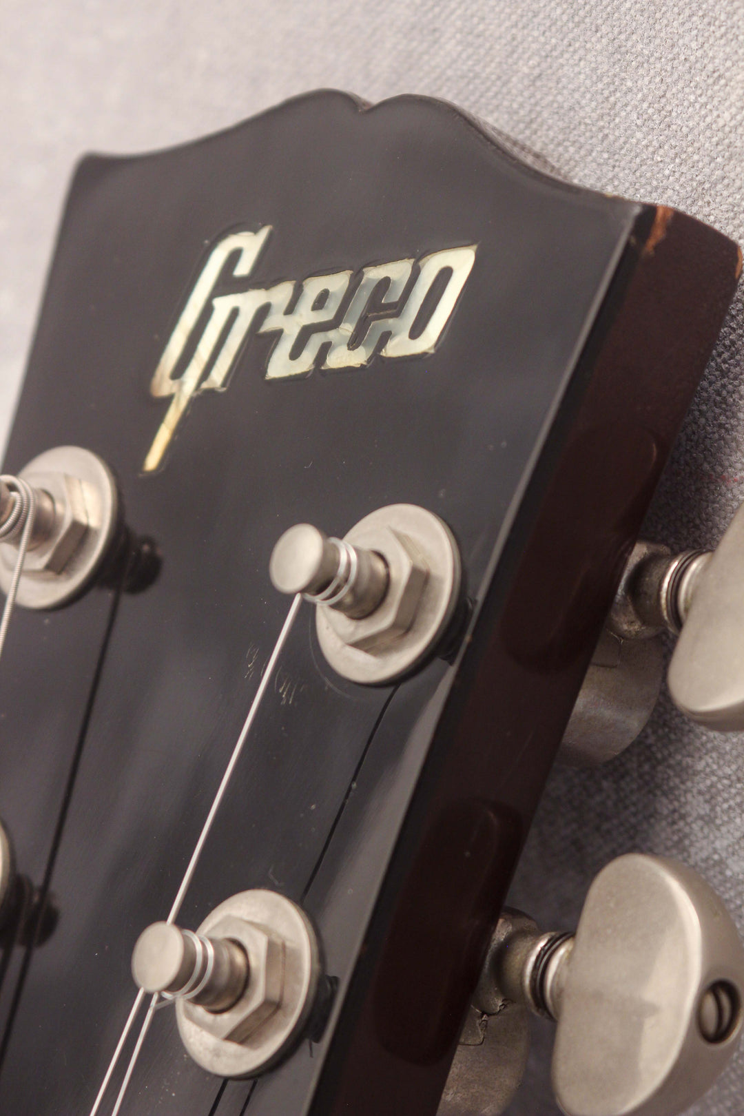 Greco EG900 LP Style Honeyburst 1976 – Topshelf Instruments