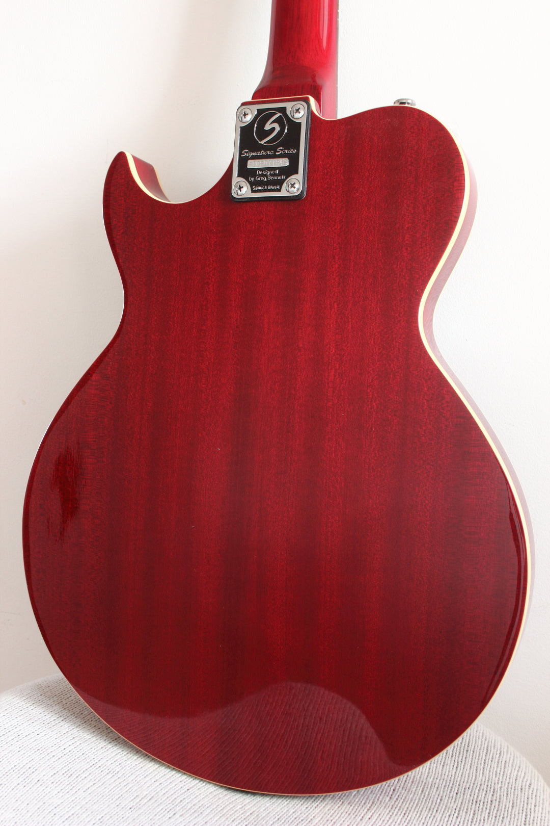 Used Greg Bennett Royale Series RL-2 Semi-Hollow Guitar – Topshelf ...